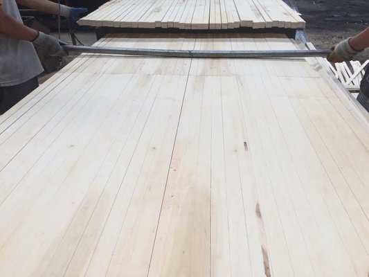 Sanding LVL laminated veneer Lumber 1980mm x 32mm x 31.7mm