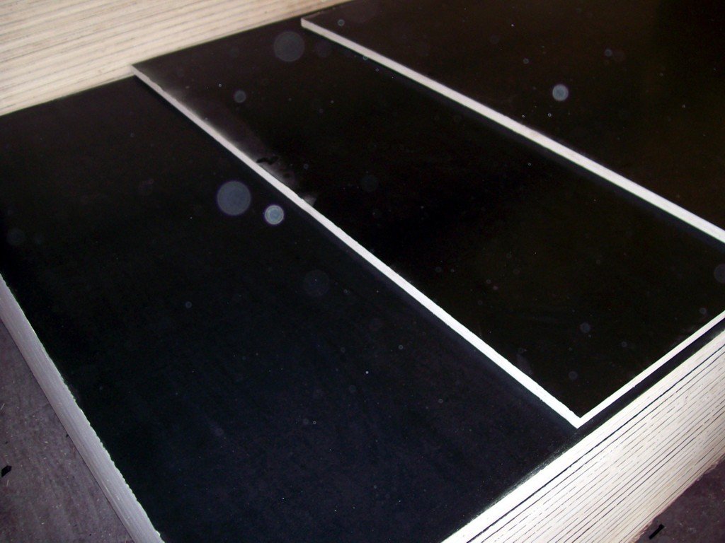 Finger-Joint Core Black Film Faced Plywood For Building Material With Thickness Tolerance