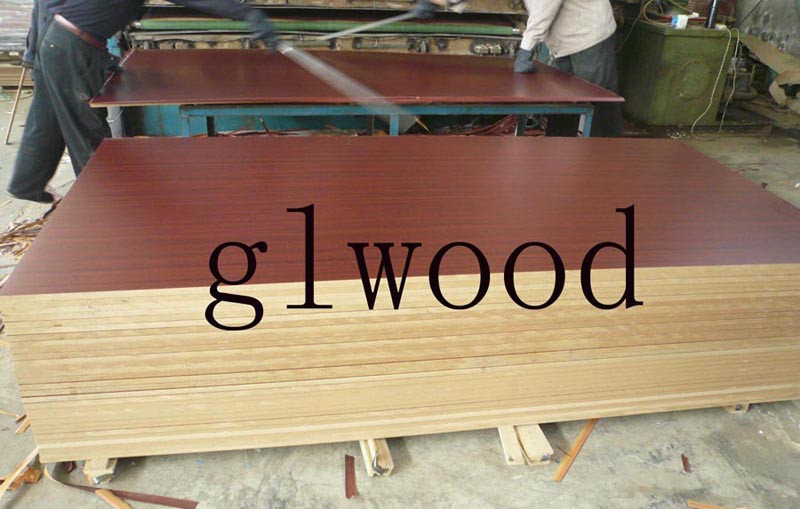 Poplar Melamine Laminate MDF 2.3mm -- 30mm for Furniture and Interior Decoration
