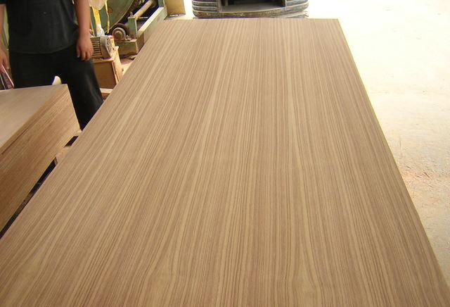 Teak Veneer MDF , Red  Ash oak faced Veneered MDF for Furniture or Decoration