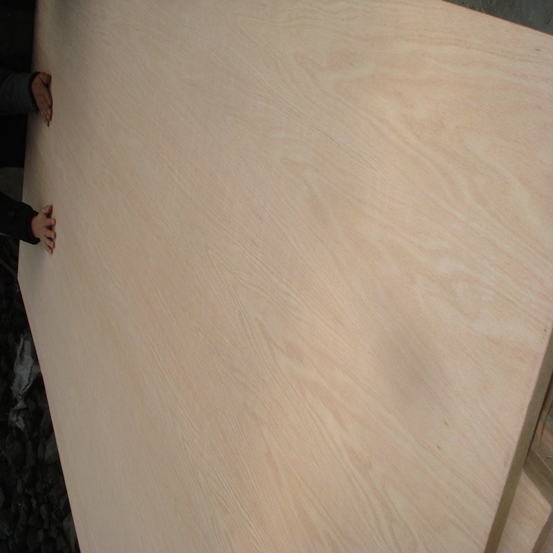 Real Wood Faced Veneer MDF  Medium Density Fibreboard for Decoration / Furniture