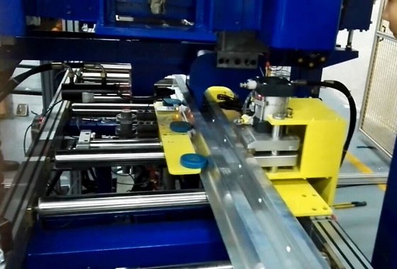 Automatic Bus Bar Assembly Machine For Gripping Clinching Busbar Trunking System