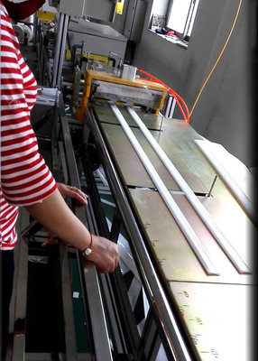Automatic/ Digital Mylar Forming Machine Color According To Customer Request