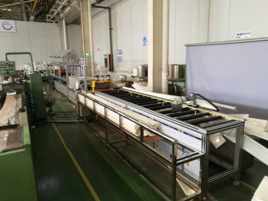 Air Pressure 0.6Mpa Compact Busbar Trunking System Machine For Bending PET Film