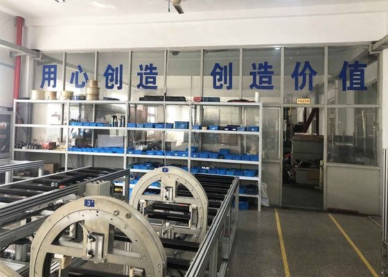 busbar assembly machine for busbar trunking system clinching and reversal