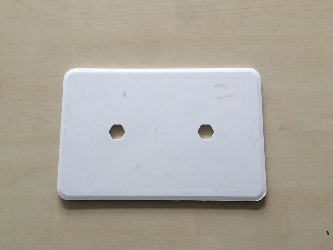 Busbar Insulation Joint Insulator Plate White Color Light Weight With Two Holes