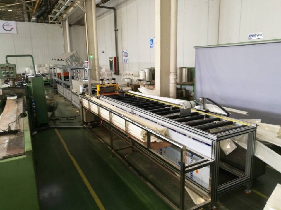 Air Pressure 0.6Mpa Compact Busbar Trunking System Machine For Bending PET Film