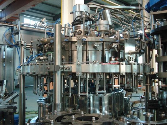 China PET Bottle Energy Drink Automatic Bottle Filling Machine Soft Drink Bottling Plant supplier