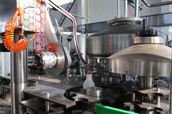 Automatic Small Scale Hot Juice Filling Machine / Bottling Plant supplier