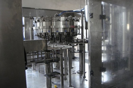 Fully Automatic 3-in-1 carbonated drink filling production line/beverage filling machine/water filling plant supplier
