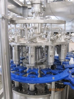 complete line of fruit juice filling machines / liquid filling machine supplier