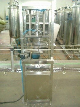 customized 5 gallon / 19 L bucket water production line supplier