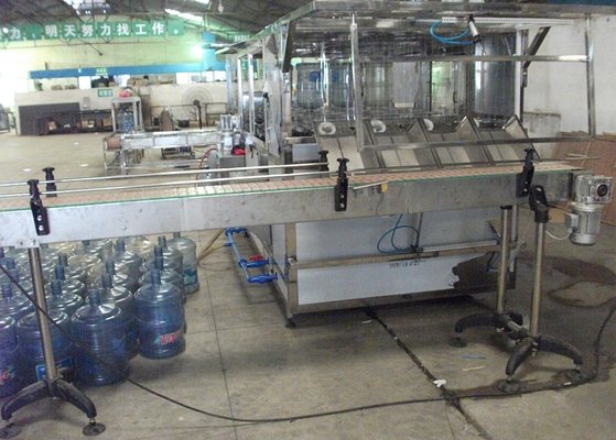 High quality 5 gallon/ 20Ldrinking water filling machine/water plant supplier