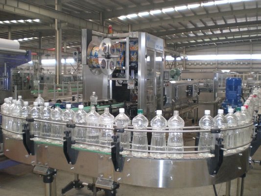 Plastic Round Bottle Labeling Machine/Mineral Water Bottle Sleeve Labeling Plant/Automatic Soft Drinks Bottle Labeling supplier