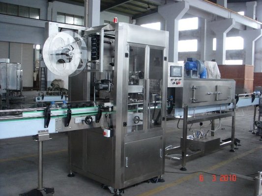 automatic bottle label sleeve shrink machine for glass / plastic bottle supplier