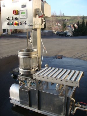 Beer Keg Combine Washer And Filler,Washing And Filling Machine supplier