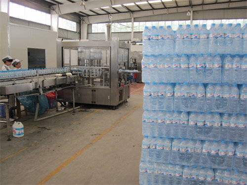 Automatic Drinking Water Producing Bottling Filling Machine Line/beverage bottling line supplier