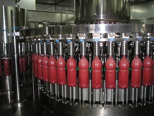 Turnkey beverage production line/Small scale beverage bottling machine supplier