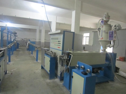 Automatic Cable Extrusion Cable Extruding Machine With Screw L/D Ratio 26:1 BM
