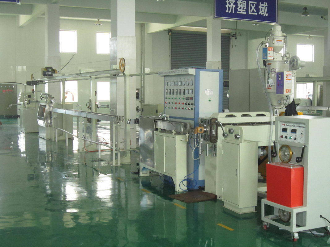 Low Smoke Halogen Free Wire Extrusion Machine For Cable Production Line