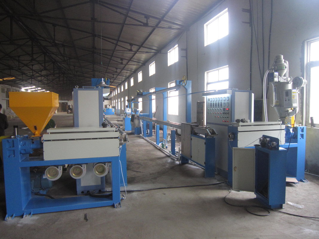 High speed PVC Extrusion Machine customized for coating insulation HT-1000