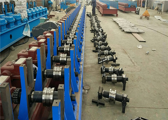Nine Fold Profile Metal Forming Equipment 60mm Roller Axis Saw Cutting Without Bur