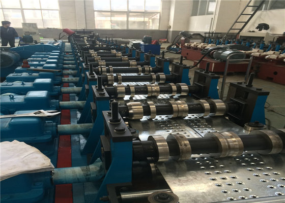 Auto Decoiler Sheet Forming Machine 12-15m/min Rolling Speed Gear Box Driver