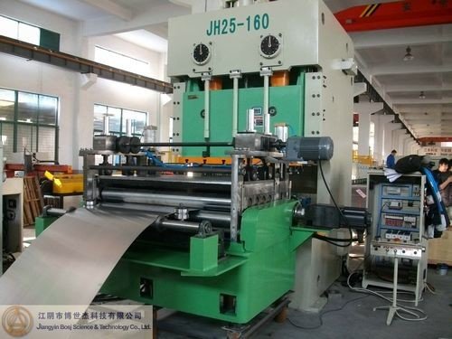 220V Anti Noise Wall Cold Roll Forming Machine Heat Steel Plate 6m Length 3-8m/min