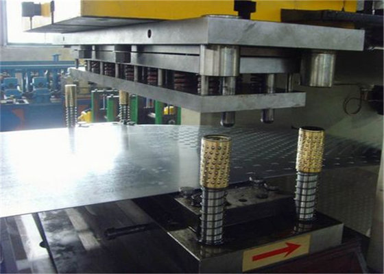 Full Automatic Cable Tray Roll Forming Machine , Auto Decoiler metal forming machine