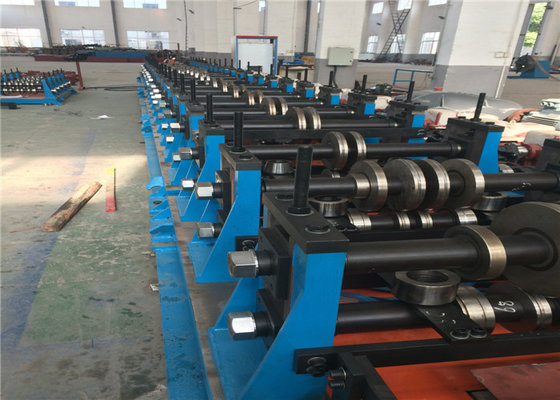 Heavy Duty Metal Roll Forming Machine Spot Welding 70mm Roller Axis For Shelving