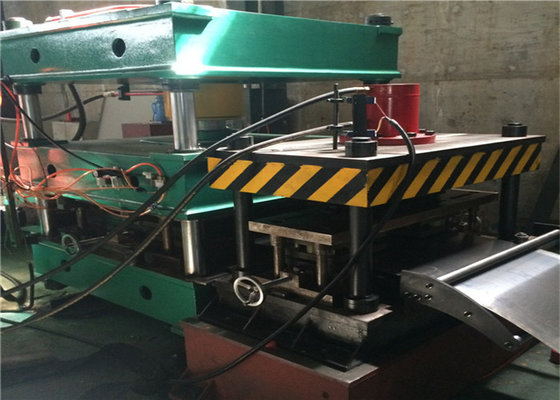 5.5 KW Storage Rack Roll Forming Machine , Roller Forming Machine Manual Uncoiler