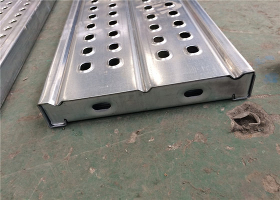 Aluminum Stair Sheet Roll Forming Machine 8-12m/Min 24Mpa Chain Driving