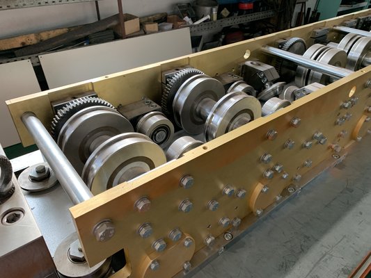 Easy and Simple to Handle Light Steel European Style Prefab Keel Villa House Roll Frame Forming Machine