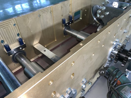 Environmental Materia Prefabricated Light Steel Villa House Framing Machine