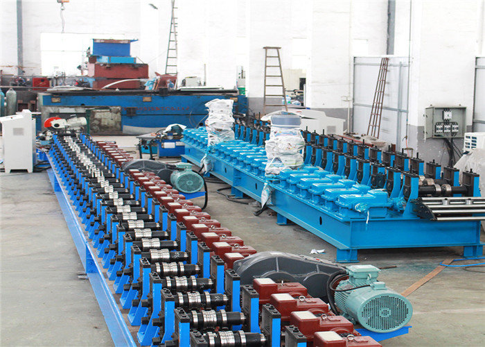 Solar Panel C Channel Roll Forming Machine , Servo Motor Channel Rolling Machine