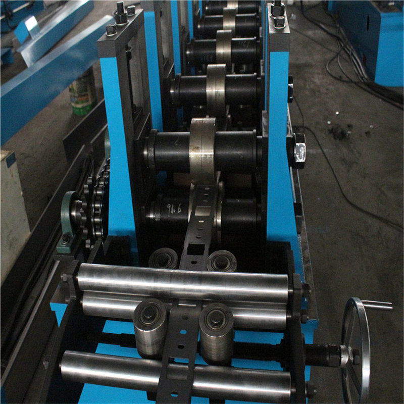 Anti Corrosion Galvanized Perforated Types Cable Trays Roll Forming Production Machine
