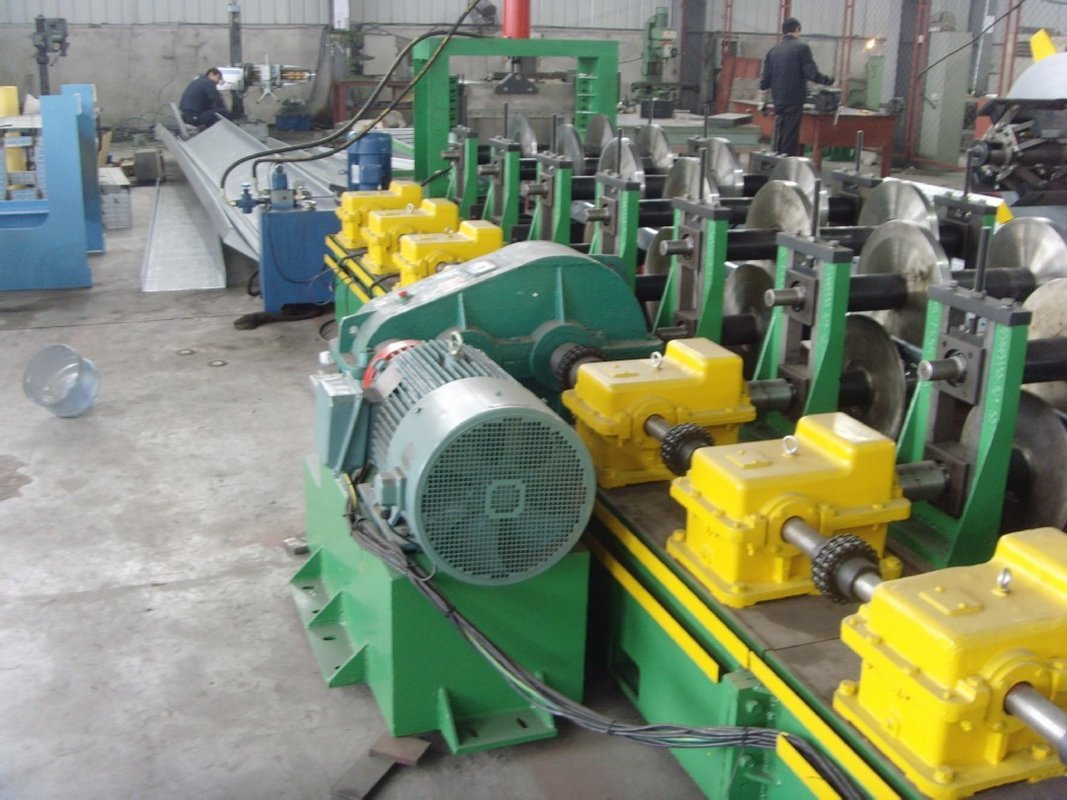 Automatic Galvanized Steel Cable Tray Roll Forming Machine 8-15m/Min