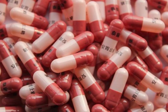 Pharmaceutical Hard Empty 00 Gelatin Capsules Green / Pink And Red Capsule