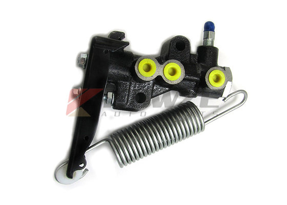 L200 4D56 K74T Load Sensing Valve , Load Sensing Proportioning Valve Black Color