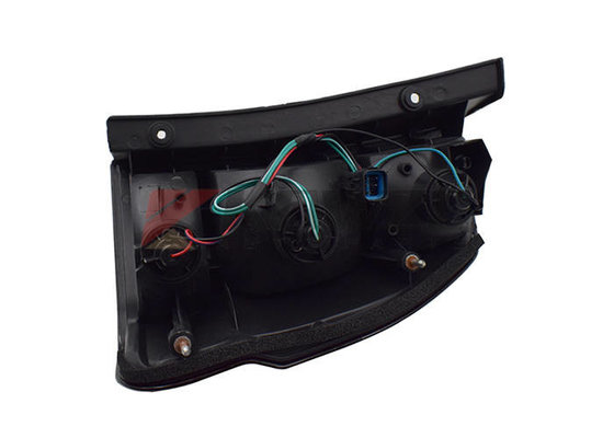 MR496373 Rear Combination Lamp Kit Mitsubishi Pajero Parts Pajero Sport K94W K96W