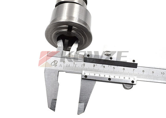 MD375060 Mitsubishi Lancer Spare Parts /  Mitsubishi Lancer Camshaft Iron Material