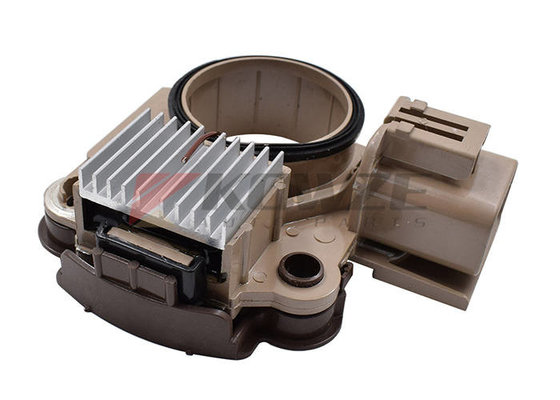 MD618735 Voltage Regulator Mitsubishi Engine Parts L200 K74T Pajero V74 K94 4D56