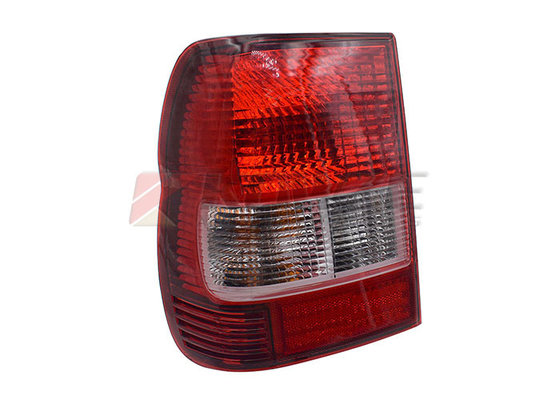 MR535075 Mitsubishi Pajero Parts Combination Lamp Kit RR LH H65W H66W H76W H77W