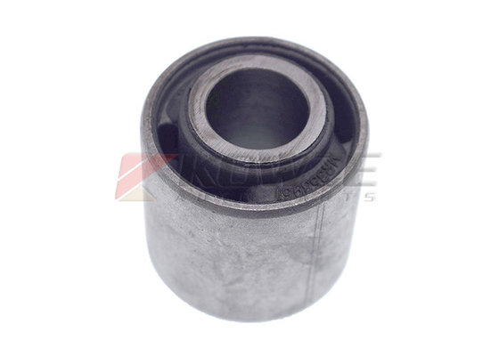 Rear Sway Bar bushing Mitsubishi Pajero Parts For H65W H66W H67W H76W H77W MR353961