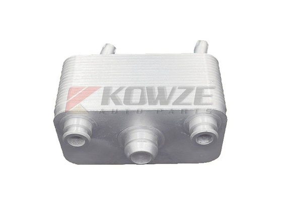 Anti - rust  Car Auto Spare Parts / Engine Oil Cooler For LAND ROVER RANGE L322 PFD000020 Cooling System