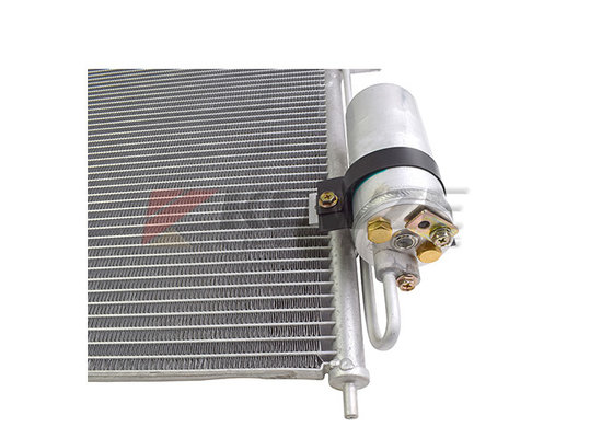 Silver Color Car Auto Spare Parts / Aluminium Car Radiators For Mitsubishi L200 MN123606 Anti - rust Heat Sink