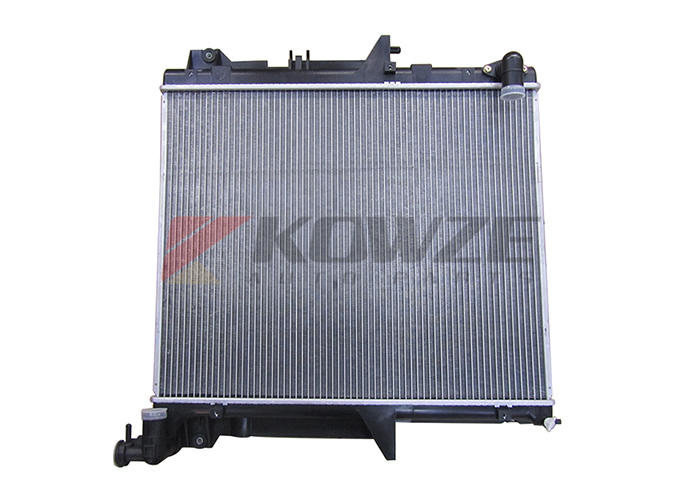 Black Color Mitsubishi L200 Radiator , Auto Parts Radiator Assy 1350A182