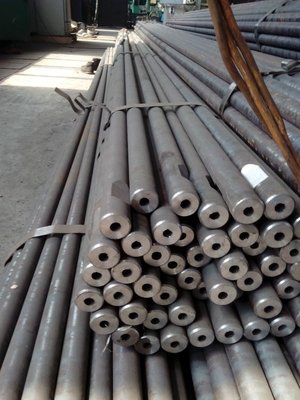 Precision Ground Drill Rod Wall Thickness 11mm-14mm Corrosion Resistance