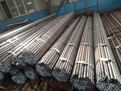 15mm Seamless Black Steel Tube , Schedule 80 Black Pipe Round Shape