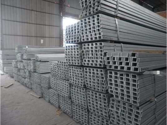 Black Universal Channel Steel / H Channel Steel Galvanized Technique